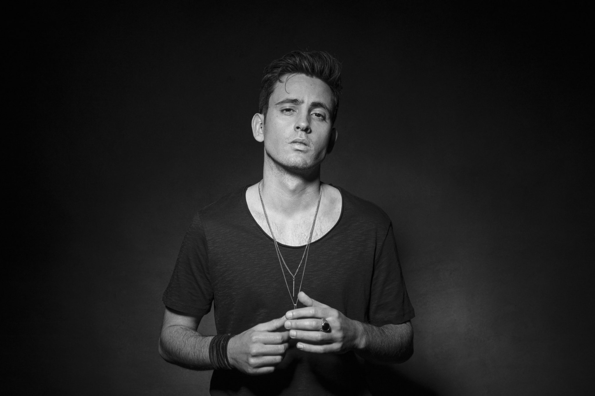 Arthur Thomas - Actualités & dates tournée | Décibels Productions